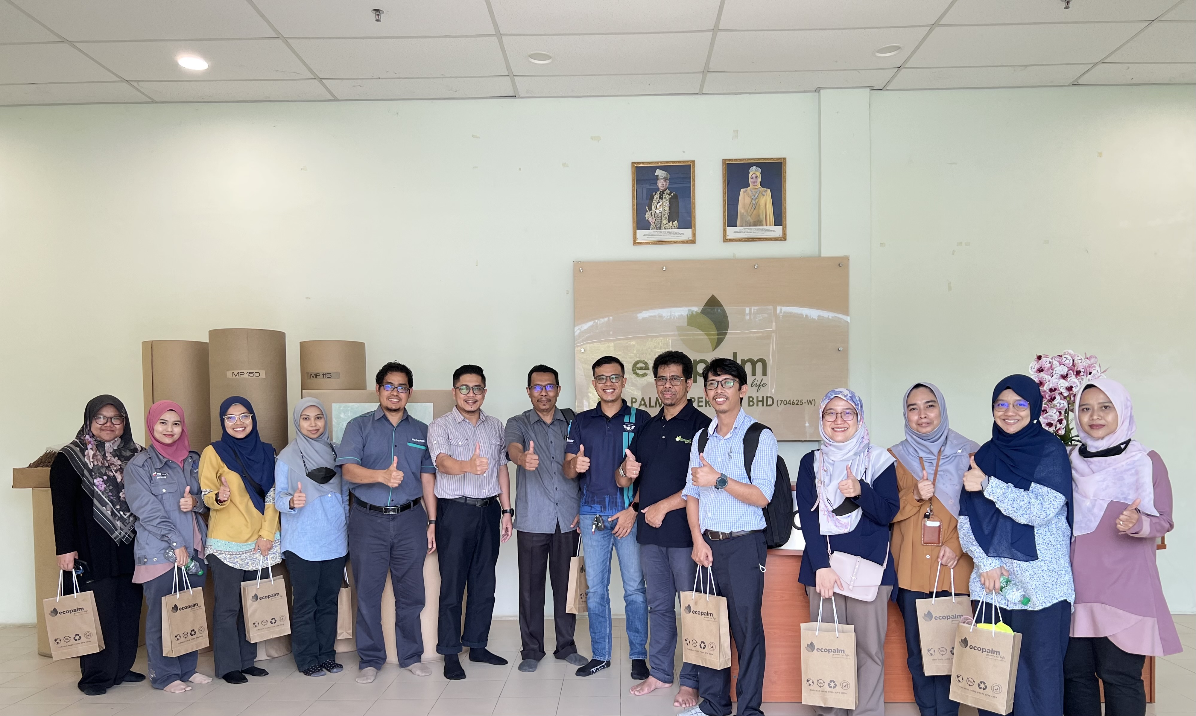 FIST - Faculty of Industrial Sciences and Technology - LAWATAN ...