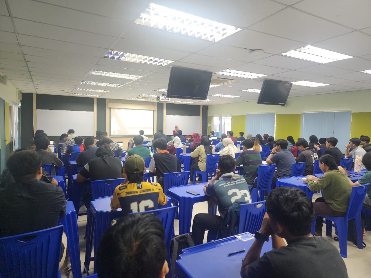 FIST - Faculty of Industrial Sciences and Technology - Co-Lecture ...