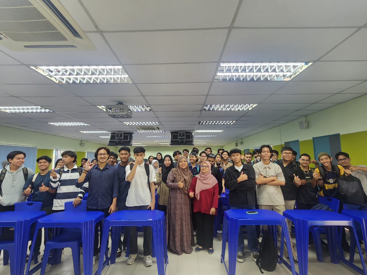 FIST - Faculty of Industrial Sciences and Technology - Co-Lecture ...